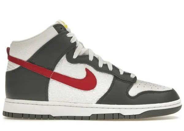 Nike Dunk High Embossed Basketball Sneakers - Grey/white/university Red