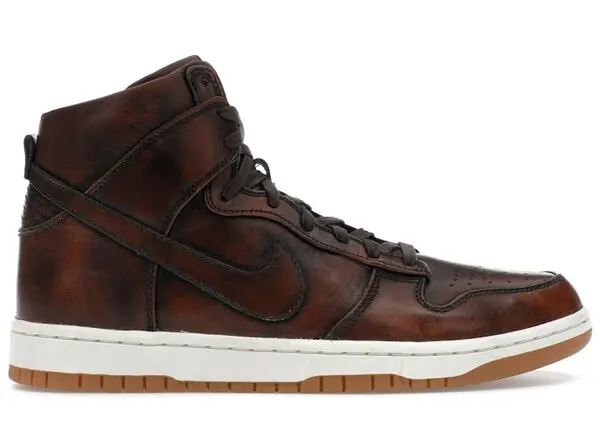 Nike Dunk High Lux Sneakers - Classic Brown