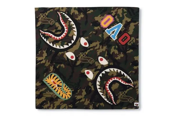 A BATHING APE X Ovo Woodland Camo Shark Bandana - Green