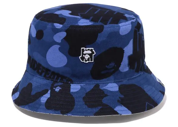 A BATHING APE X Undefeated Camo Flannel Bucket Hat - Navy Blue