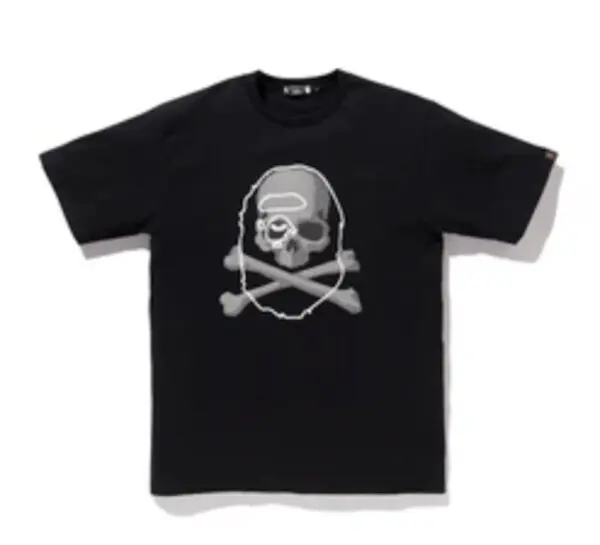 A BATHING APE Vs Mastermind Tee Shirt - Black