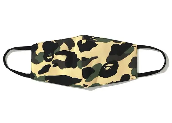 A BATHING APE 1st Camo Mask - Yellow (ss23)