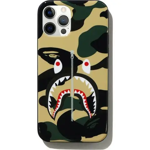 A BATHING APE 1st Camo Shark Iphone 12/12 Pro Case - Yellow