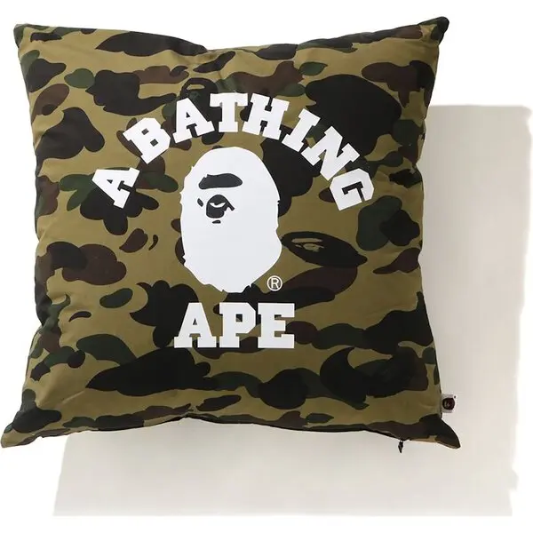 A BATHING APE 1st Camo College Square Cushion - Green