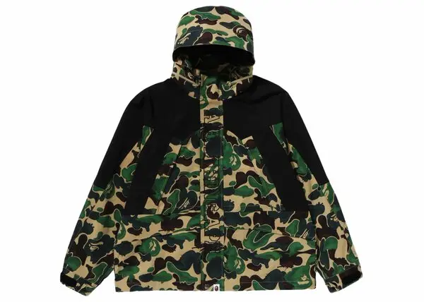 A BATHING APE Art Camo Snowboard Jacket