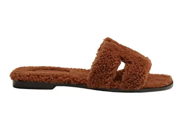 Hermès Oran Woolskin Sandal - Cognac/black