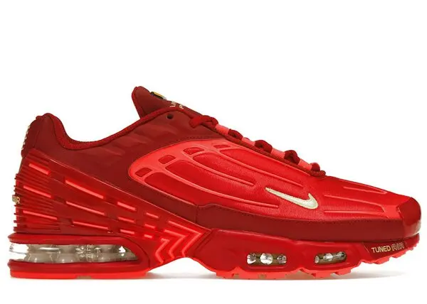 Nike Air Max Plus 3 Sneakers