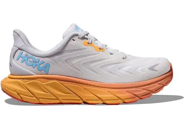 Hoka One One Arahi 6