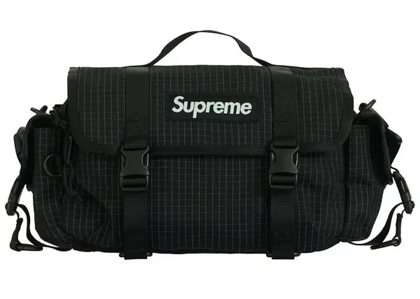 Supreme Mini Duffle Bag ブラック　2026 Supreme Mini Duffle Bag (SS26) Black - SS26 - US