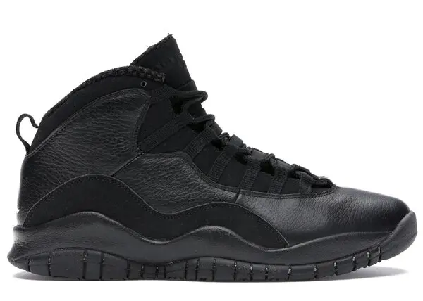 JORDAN Retro High-top Sneakers - Black/white