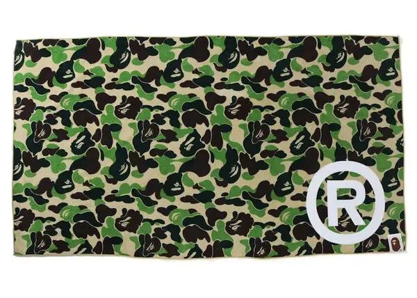 BAPE Abc Camo Beach Towel - Green