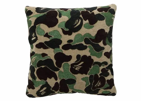 A BATHING APE Abc Camo Cushion - Green
