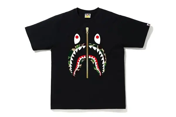 A BATHING APE Abc Camo Shark Tee Shirt - Black/green/gold