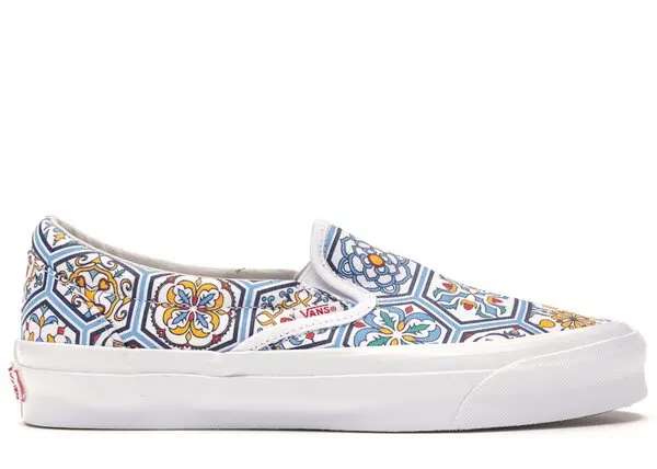 VANS Slip-on Sneakers - White