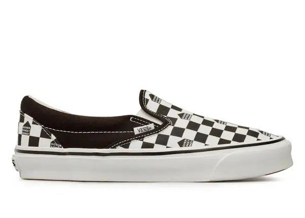 VANS Ua Og Classic Slip-on Lx Dover Street Market Checkerboardin Sneakers - White/black