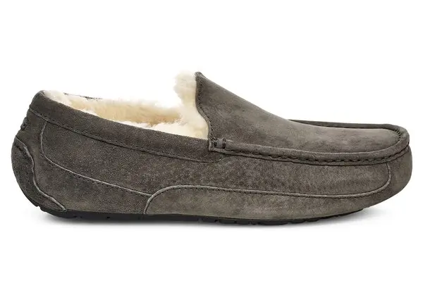 UGG Ascot Slipper