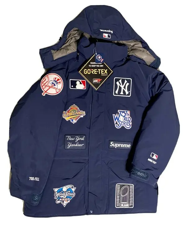 Supreme New York Yankees Gore-tex 700-fill Down Jacket - Navy Blue