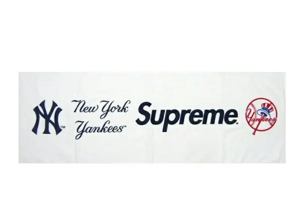 Supreme New York Yankees Hand Towel - White