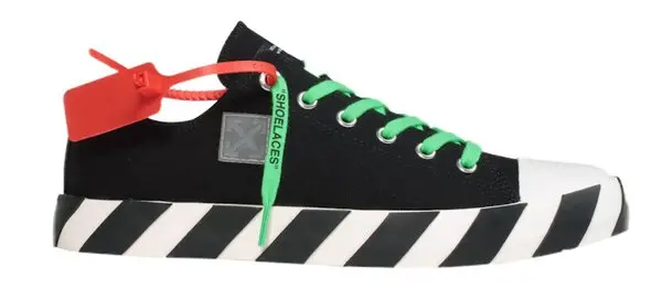 Off-White Vulc Low-top Sneakers - Black