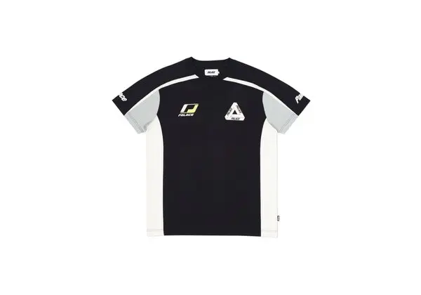 PALACE Yaman 220 T-shirt - Black