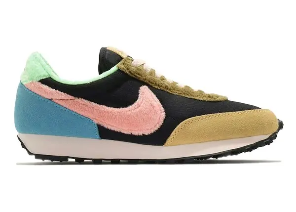 Nike Daybreak Sneakers