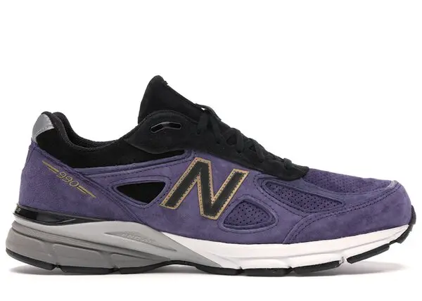NEW BALANCE 990v4 Sneakers