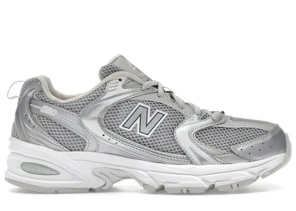 NEW BALANCE 530 Sneakers - Silver Metallic/moonbeam