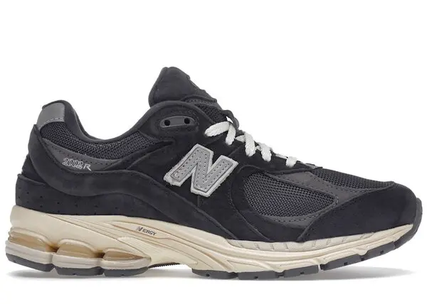 NEW BALANCE 2002r Sneakers - Black/dark Grey/phantom
