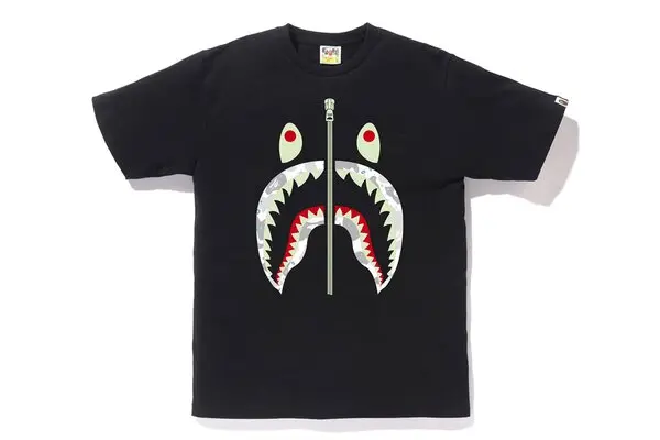 A BATHING APE Space Camo Front Shark Tee Shirt - Black