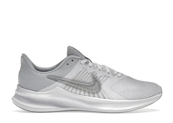 Nike Downshifter 11 Metallic Sneakers
