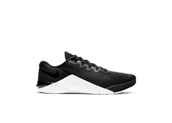 Nike Lace Up Sneakers - Black/white/wolf Grey