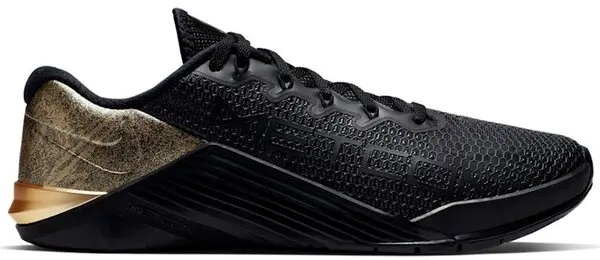 Nike Metcon 5 Medal Strong Sneakers
