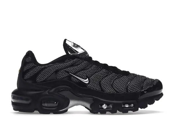 Nike Air Max Plus Suede Sneakers - Black/silver