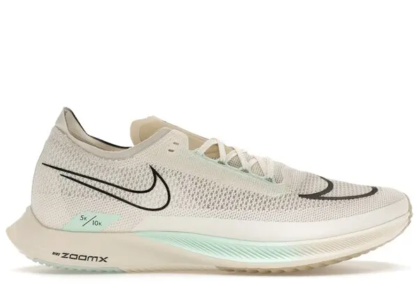 Nike Zoomx Streakfly Sneakers