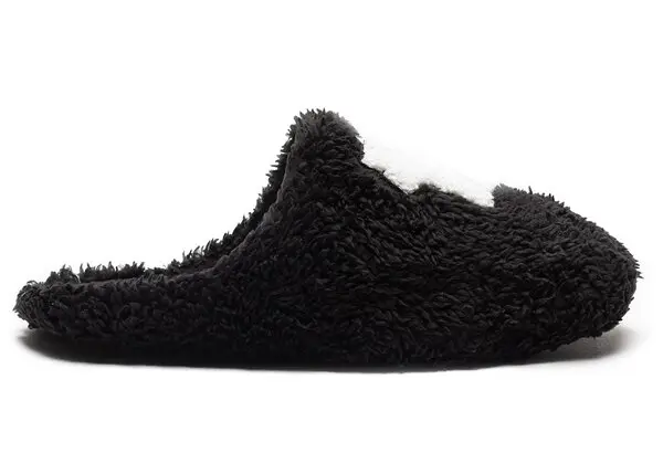 UNDEFEATED Icon Slipper