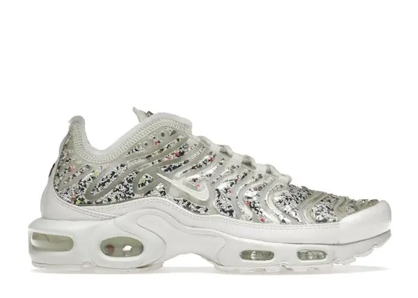 Nike Air Max Plus Sneakers