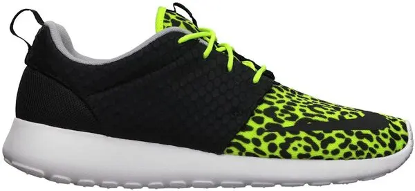 Nike Roshe Run Leopard Sneakers