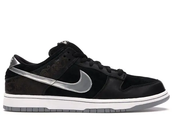 Nike Sb Dunk Low Takashi 2in Sneakers