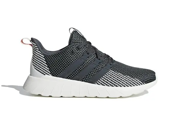 Adidas Questar Flow Sneakers