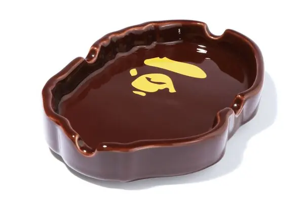 A BATHING APE Ape Head Ashtray - Brown