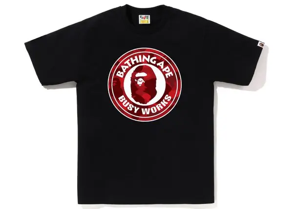 A BATHING APE Camo Busy Works Tee Shirt - Black Red