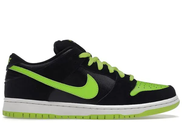 Nike Dunk Low Sneakers