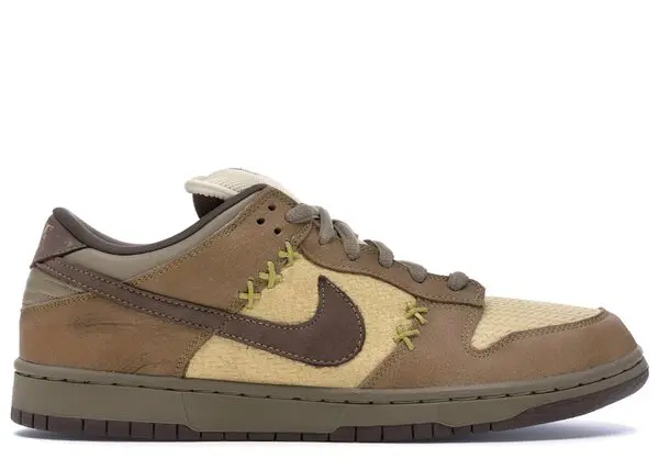 Nike Dunk Low Shanghai 2in Sneakers