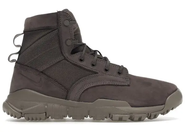 Nike Sfb 6" Nsw Leather Boots - Dark Mushroom