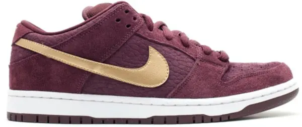 Nike Sb Dunk Low Uk Passportin Sneakers