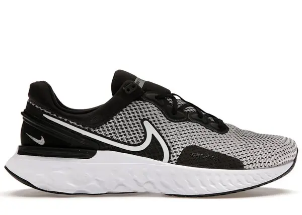 Nike React Miler 3 Metallic Silver Sneakers - White/black