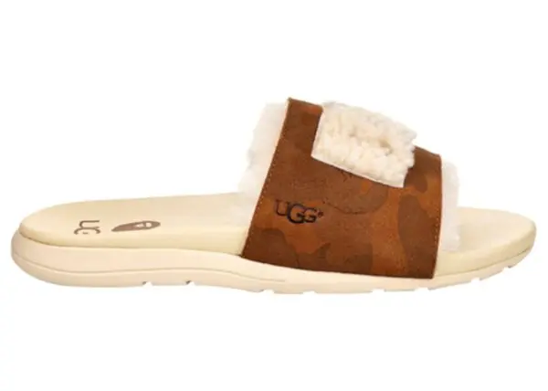 A BATHING APE Ugg X Xavier Fur Logo Slide