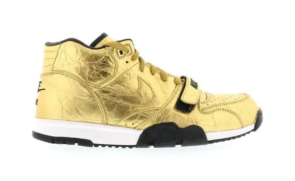 Nike Air Trainer 1 Super Bowl 50