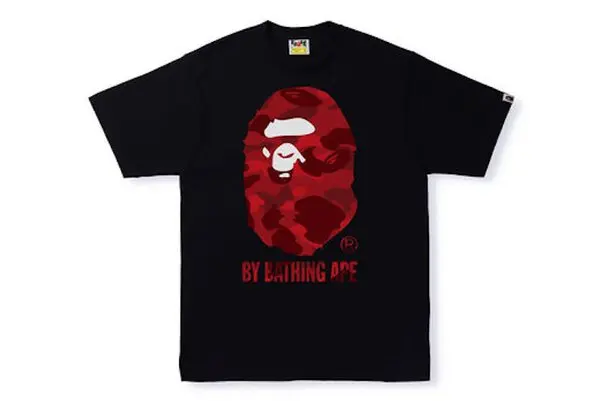 A BATHING APE Camo Bathing Ape Tee Shirt - Black Red