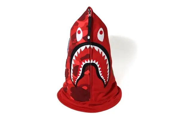 A BATHING APE Camo Shark Face Mask